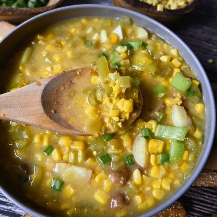 Slow Cooker Pepper And Corn Chowder (Vegan Recipe) - The Lazy Slow Cooker
